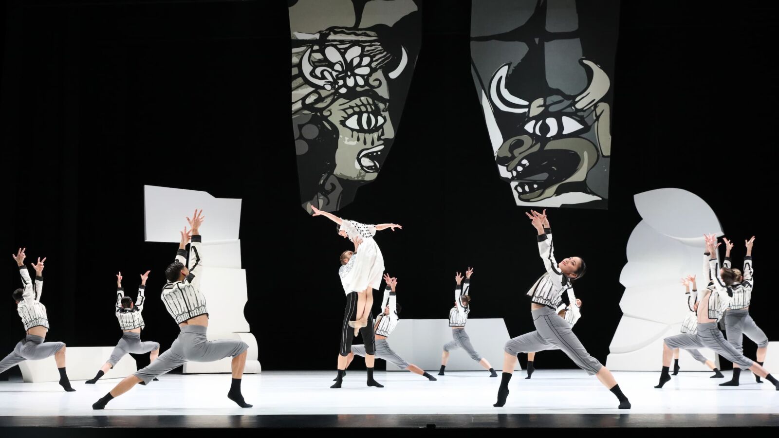 Carmen - Introdans | Flint Theater Amersfoort